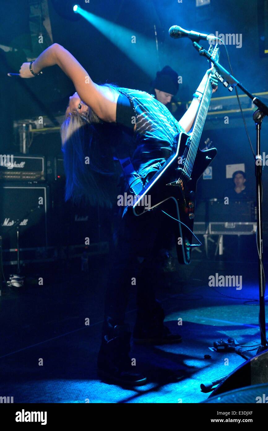Blues rocker Laura Wilde performing live at the O2 Academy Islington ...