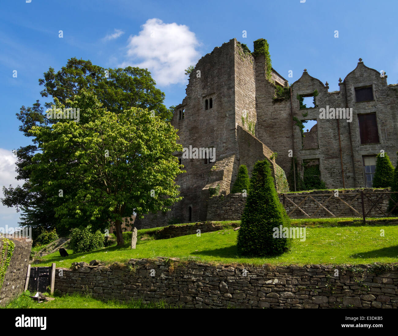 Hay Castle, Hay on Wye, Powys, Wales, UK Stock Photo - Alamy