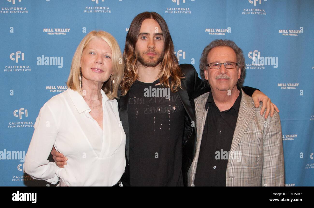 Charismatic character actor and successful musician is presented with ...