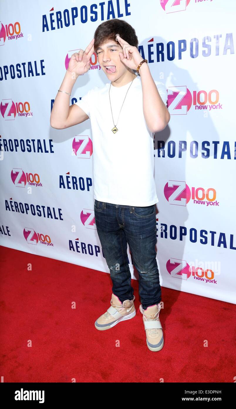 Z100 s Jingle Ball 2013 official kick off party held at Aeropostale ...
