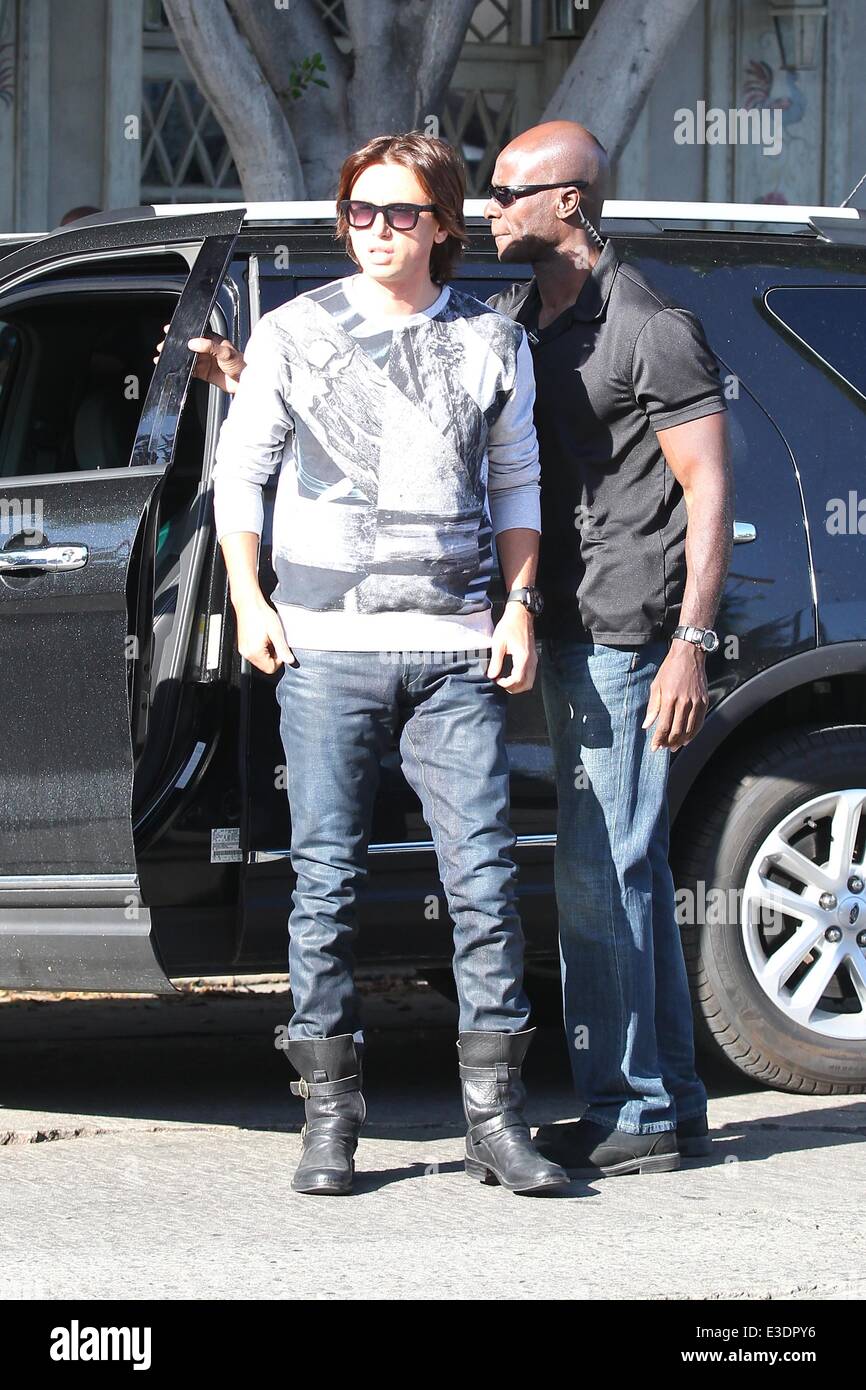 Keeping Up With The Kardashians filming at Dash Store on Melrose in ...