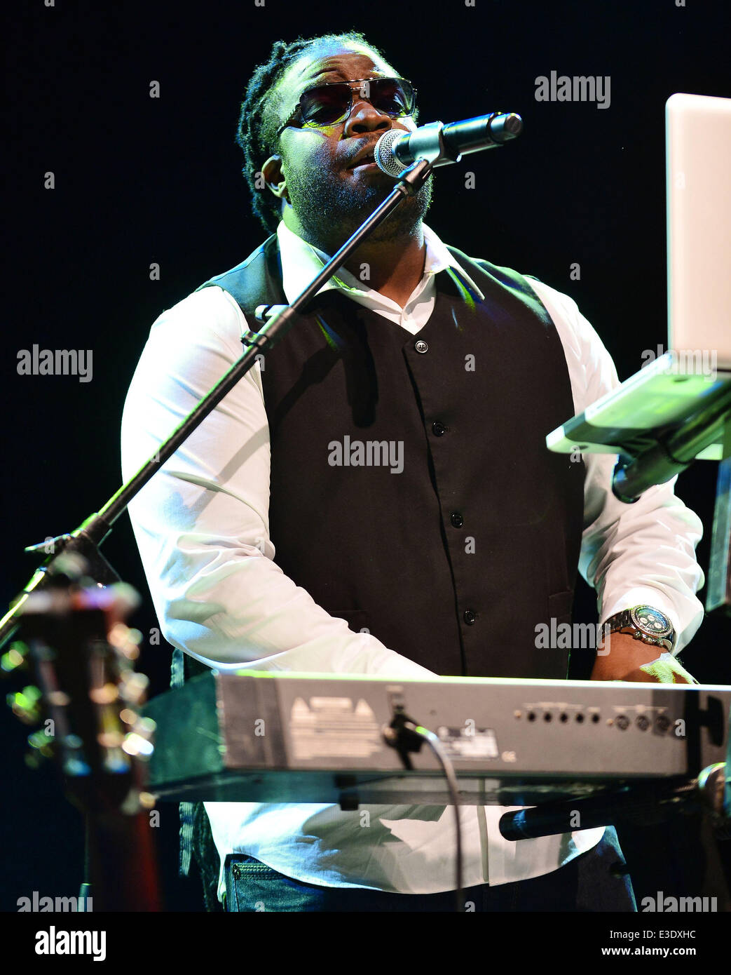 Gramps Morgan performs live as the opening act for India.Arie at The ...