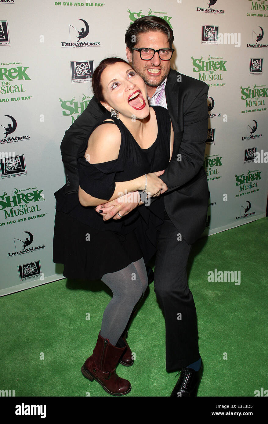 Celebrities pose on the green carpet for Shrek the Musical Blu-Ray ...
