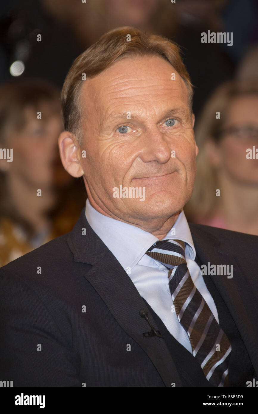 German ZDF TV talkshow Markus Lanz at Fernsehmacher-Studio Featuring ...