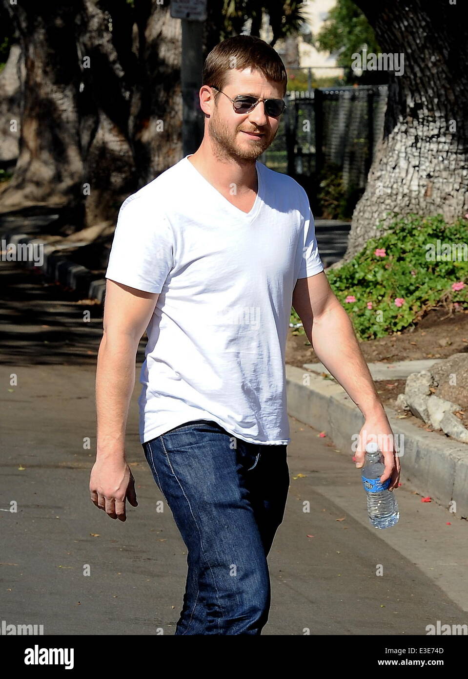 Ben McKenzie on the set of his new movie "How To Make Love Like An ...