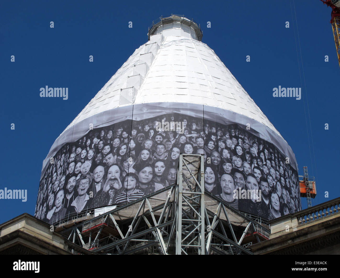 4160 portraits of anonymous people by photographer JR,Eglise du ...