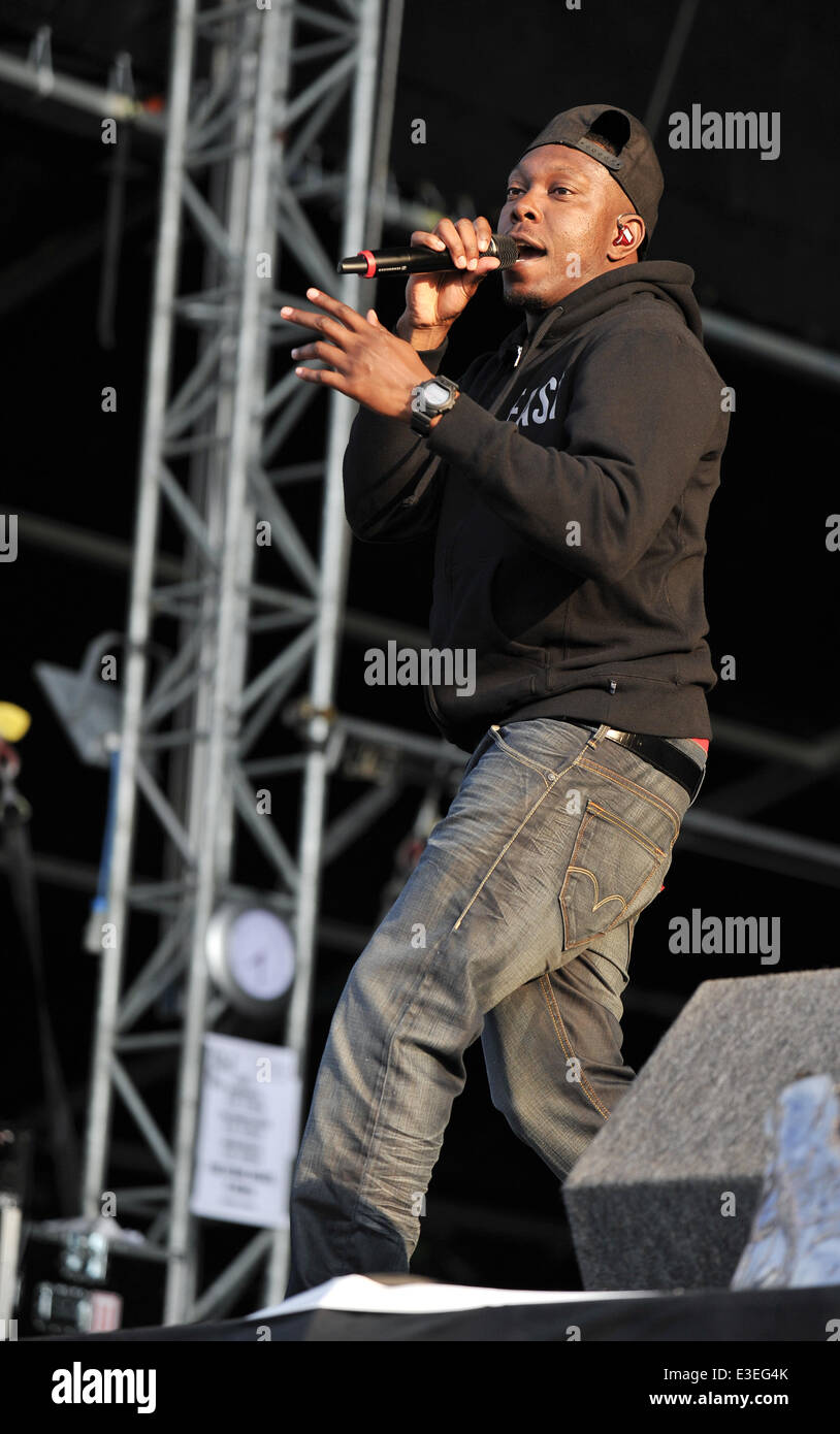 Dizzee Rascal performs live in concert at Finsbury Park Featuring ...