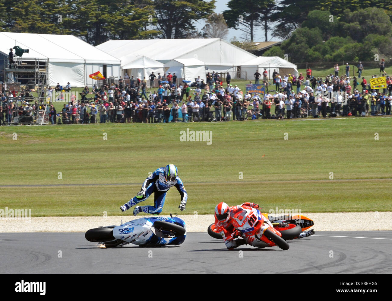 Julian Simon crashes out at the Moto2 Race at the Australian Motorcycle ...