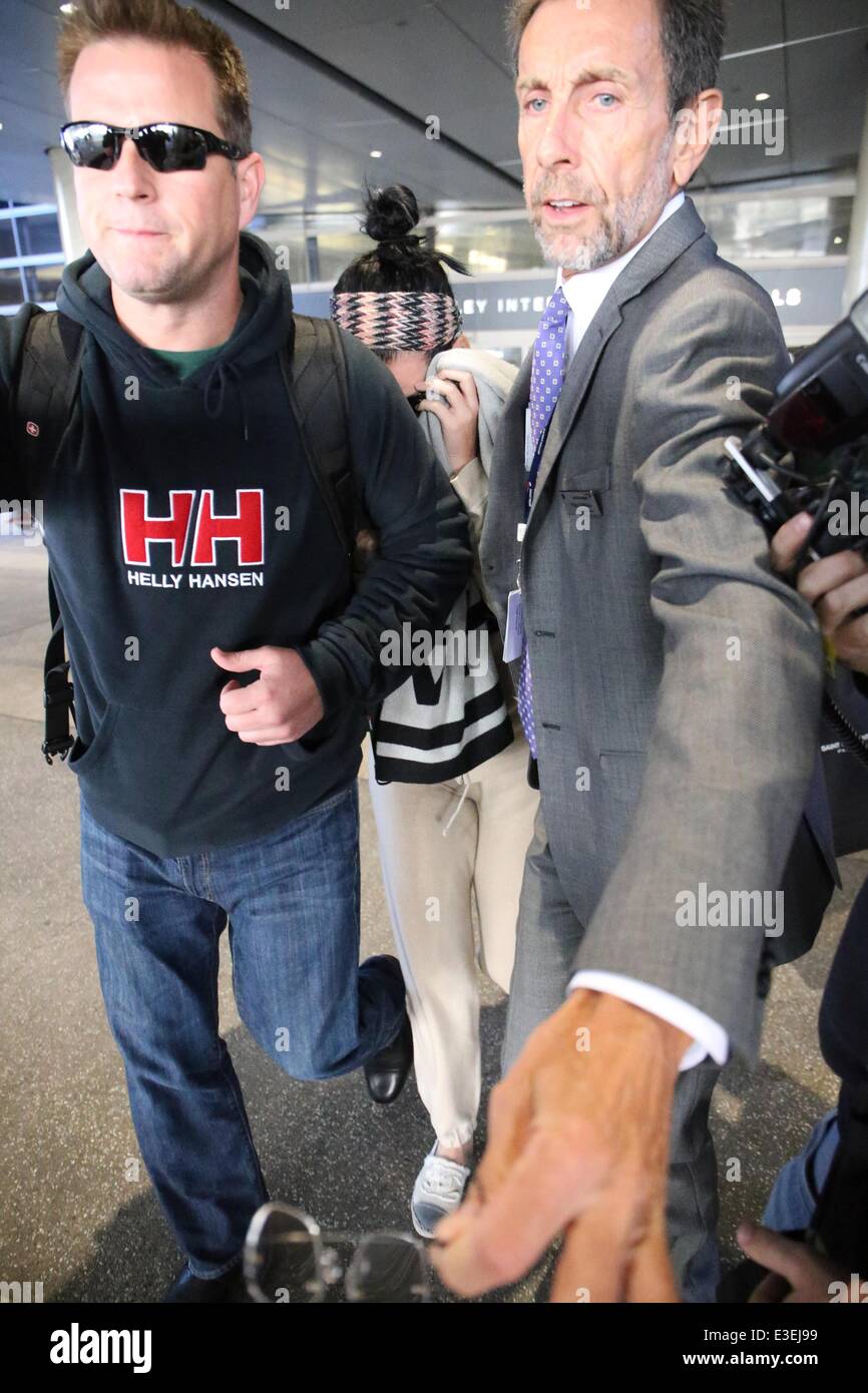 Airline greeter hi-res stock photography and images - Alamy