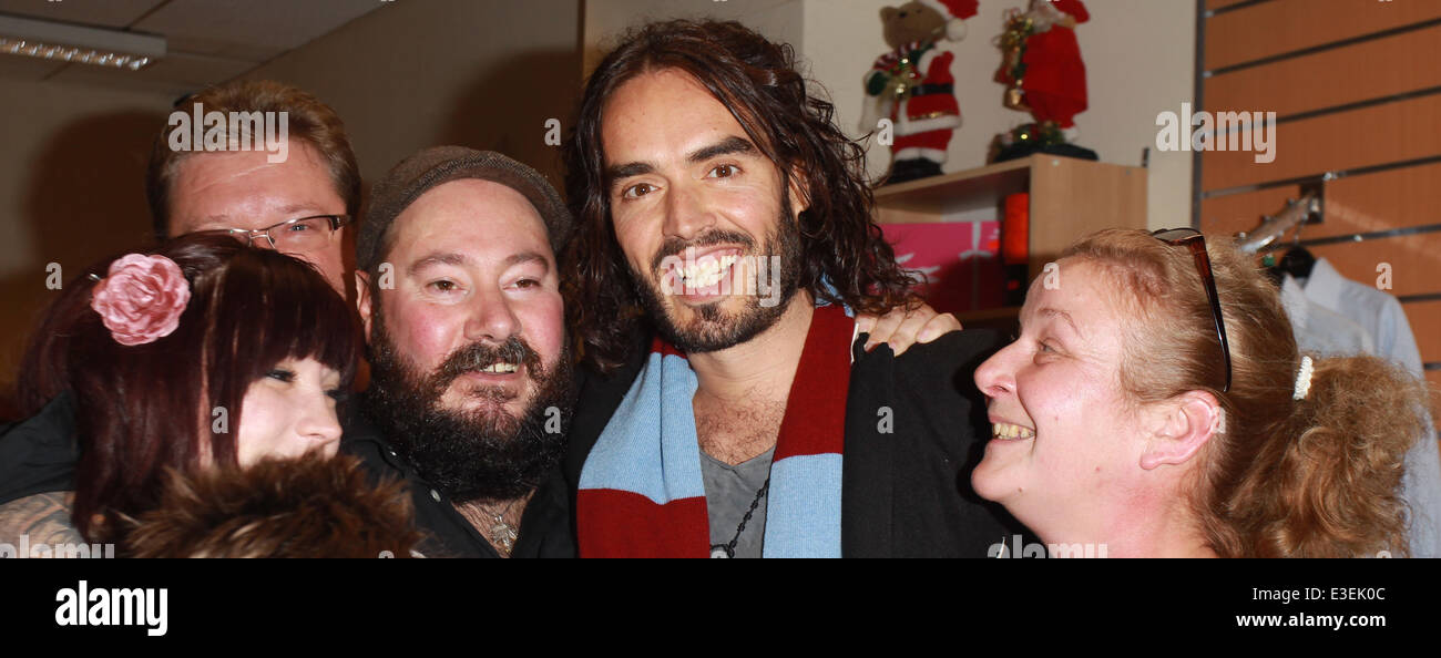 Russell Brand opens a shop run by volunteers of the mental health ...