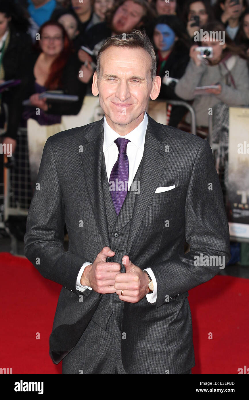 Christopher Eccleston attends the world premiere of "Thor : The Dark ...
