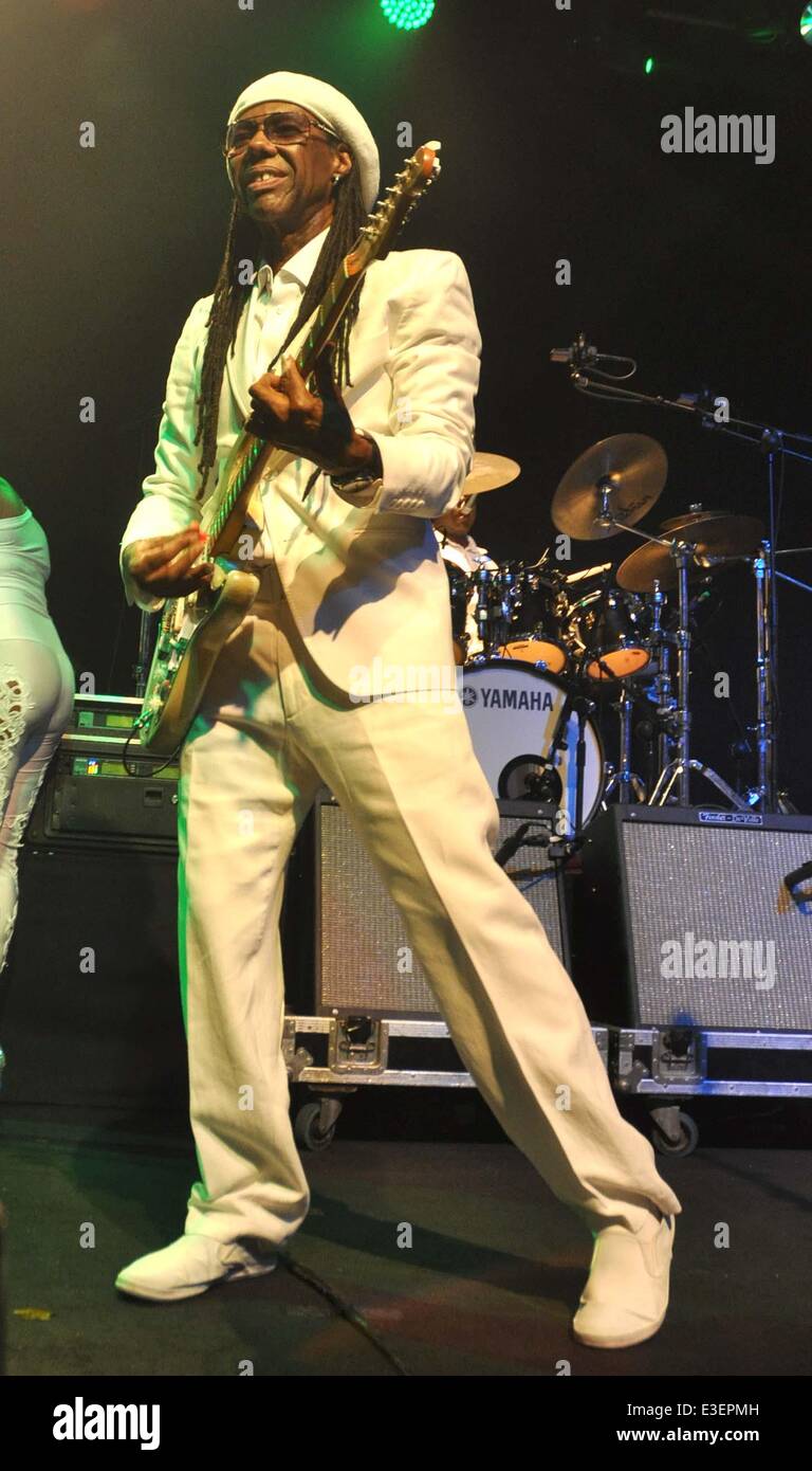 Nile Rodgers and his band Chic performing live at Vicar Street ...