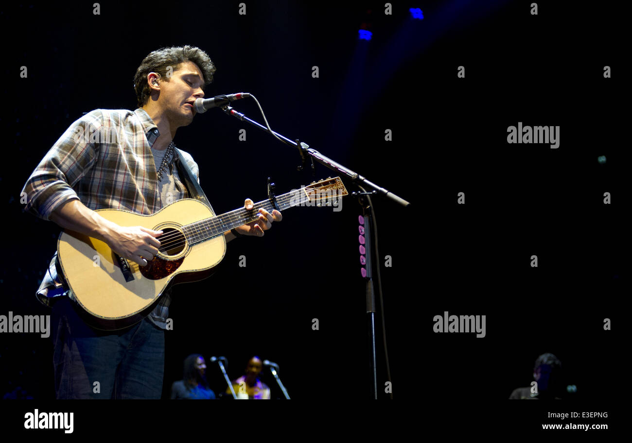 John Mayer performing live in concert on his 'Born and Raised World ...