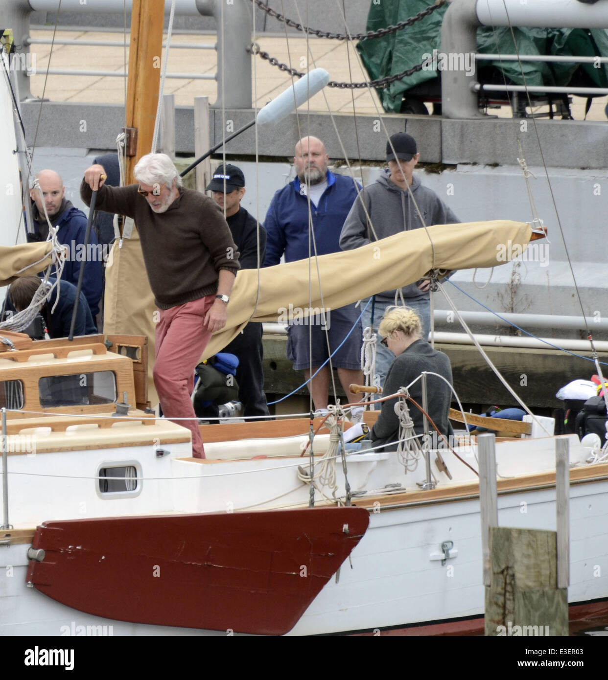 Film shooting in river hi-res stock photography and images - Alamy