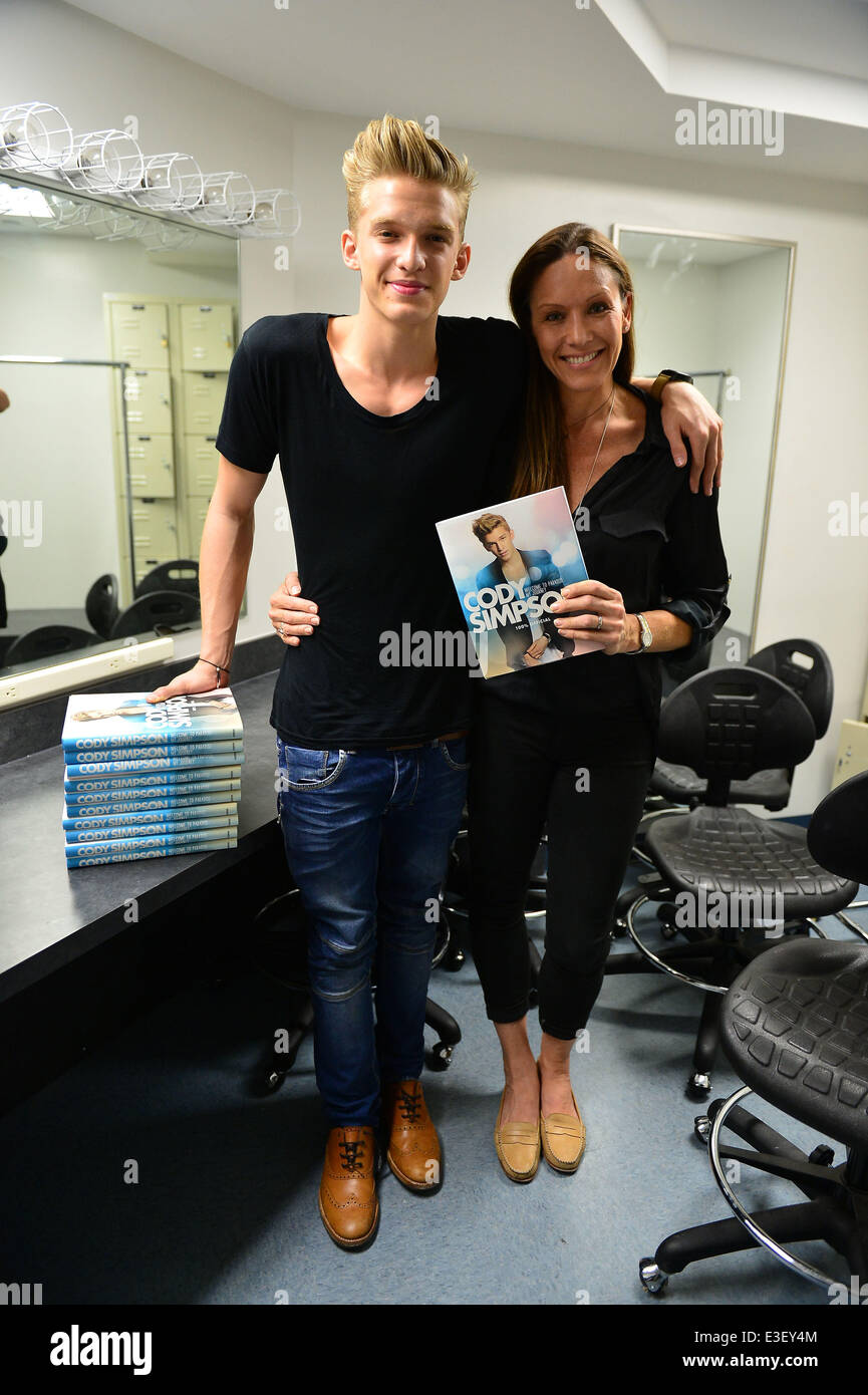 Angie simpson hi-res stock photography and images - Alamy