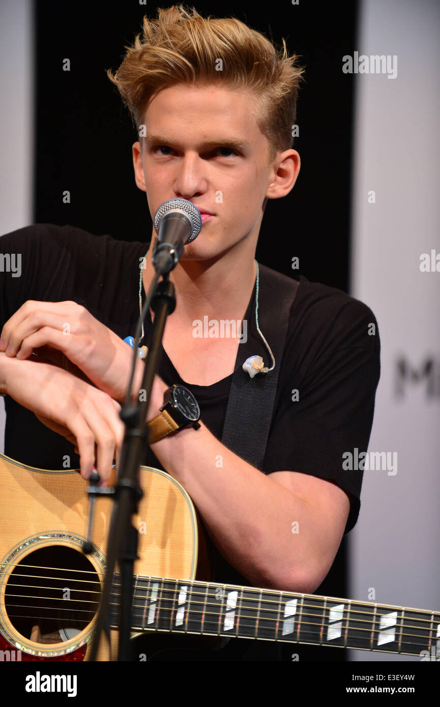Cody Simpson performs, greets fans and signs copies of his book ...