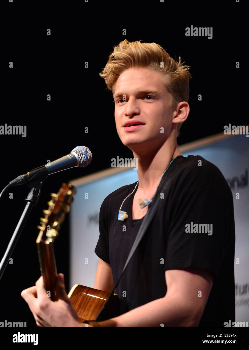Cody Simpson performs, greets fans and signs copies of his book ...