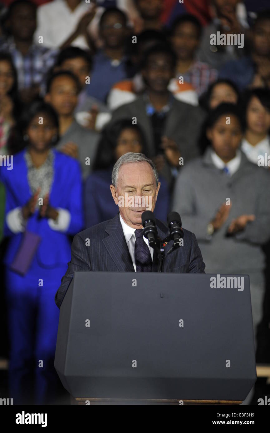 President Barack Obama visits P-Tech High School in Brooklyn New York ...