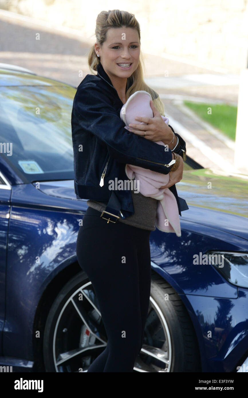 Michelle Hunziker and family in Milan Featuring: Michelle Hunziker,Sole ...