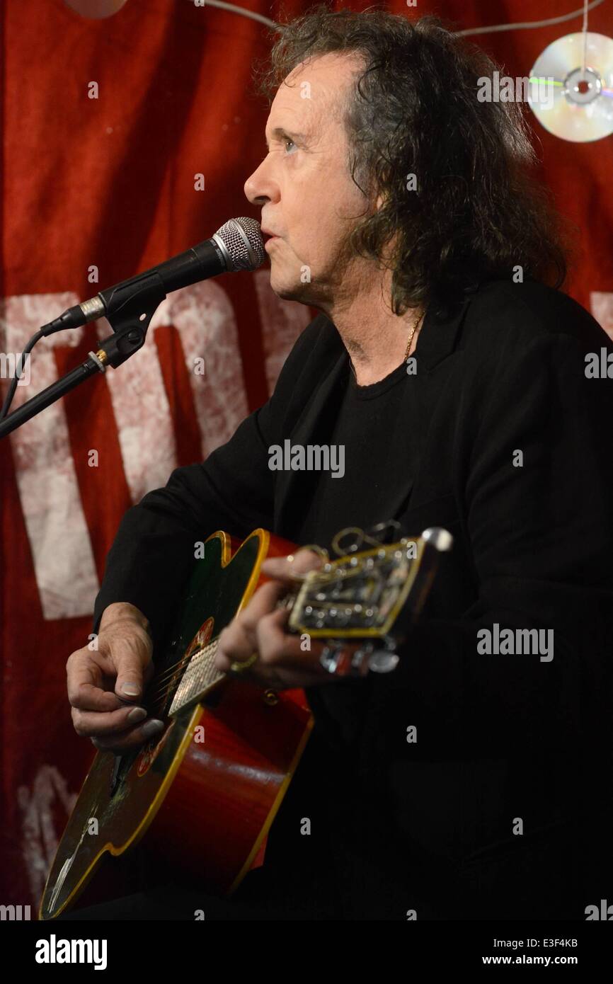 Singer Donovan performs instore & signs new album 'Shadows of Blue' at ...
