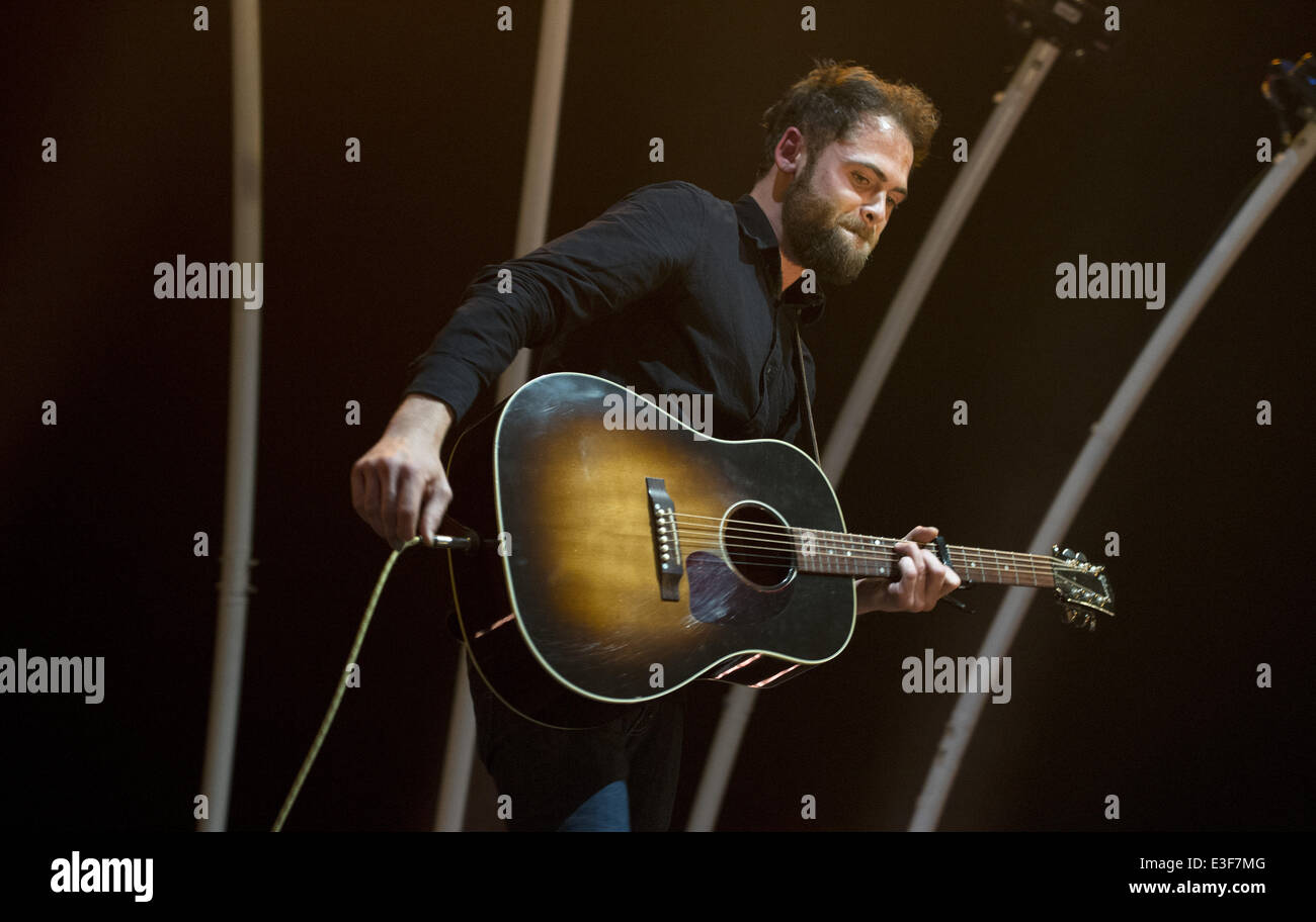 Passenger performing live in concert at the Heineken Music Hall ...