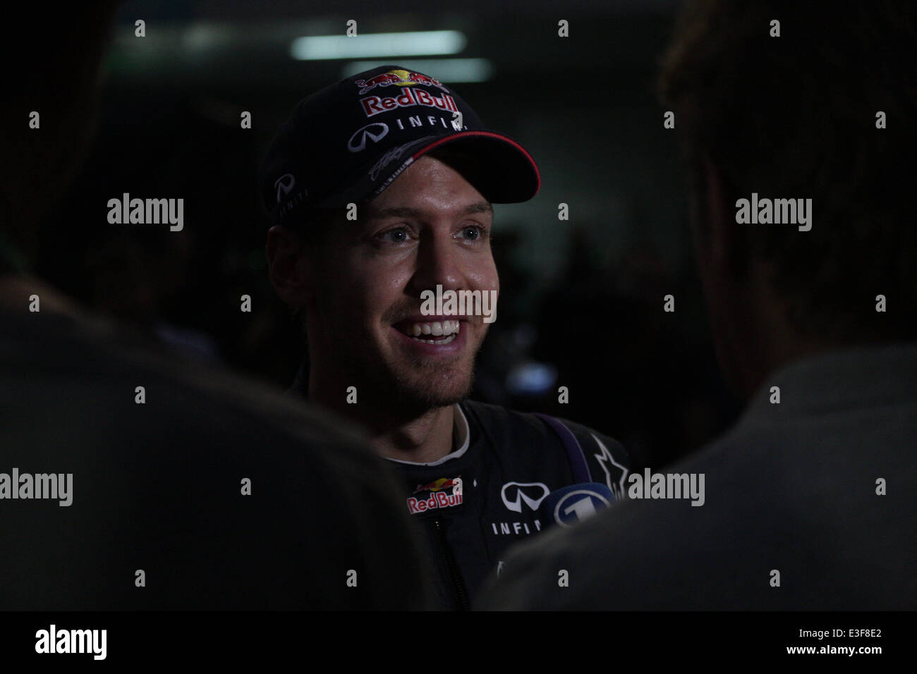 Red bull renault rb9 hi-res stock photography and images - Alamy