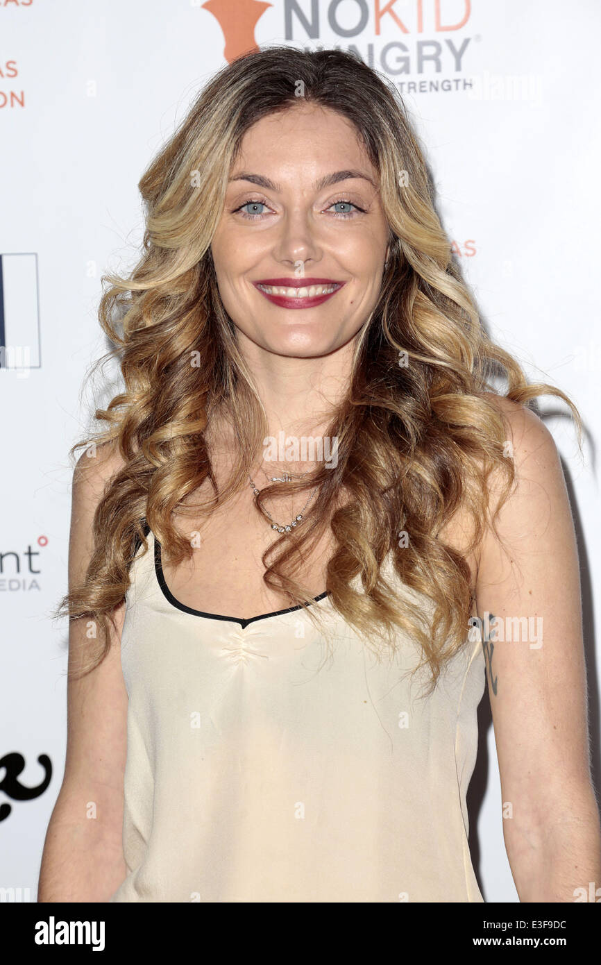Celebrities attend 3rd Annual No Kid Hungry Los Angeles Dinner at Green ...
