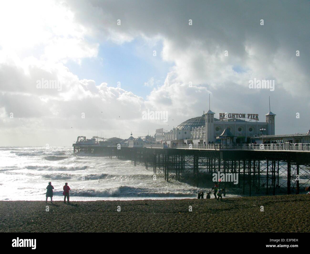 Hurricane Winds batter the United Kingdom with a force not seen since ...