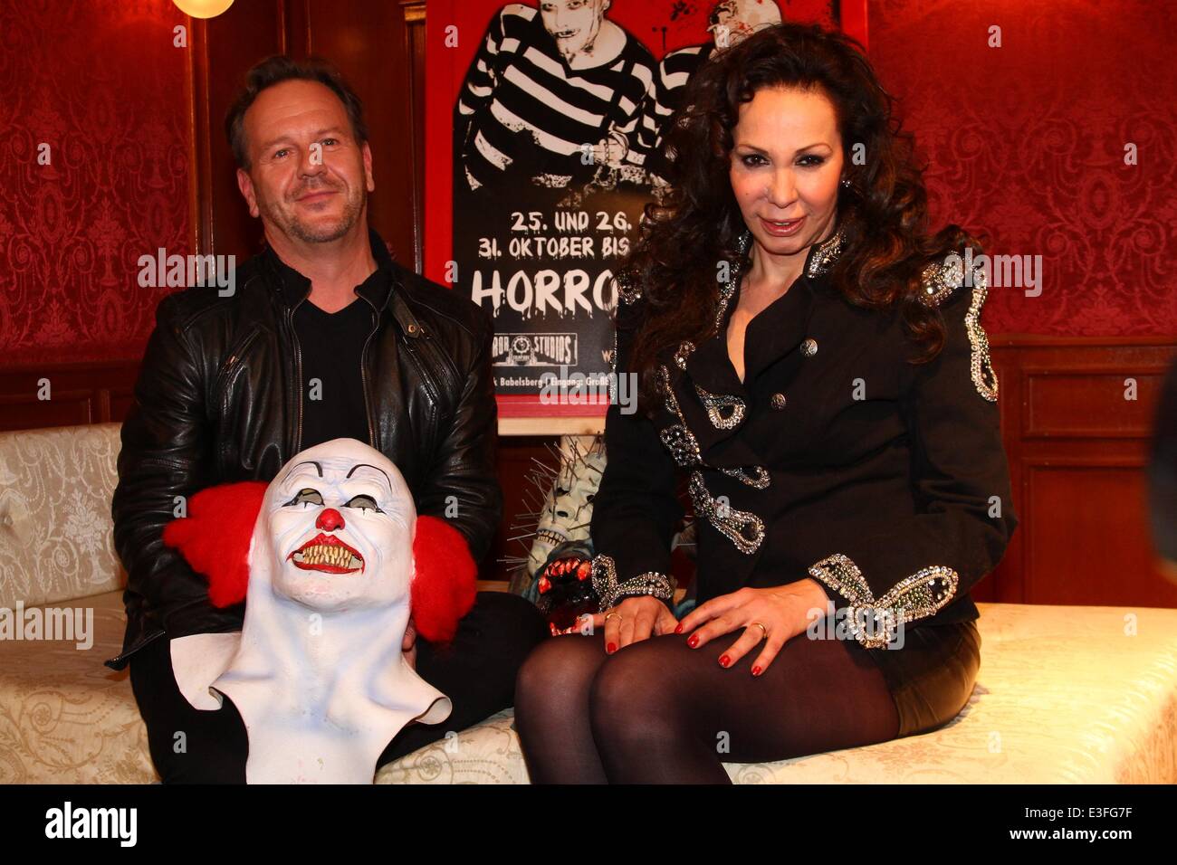 Jennifer Rush and Andrej Baranow performing live for horror grusical ...