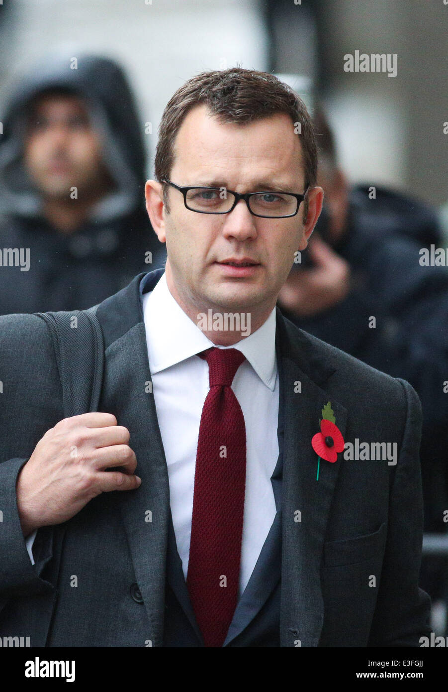 Andy Coulson arrives at The Old Baily where he will stand trial ...