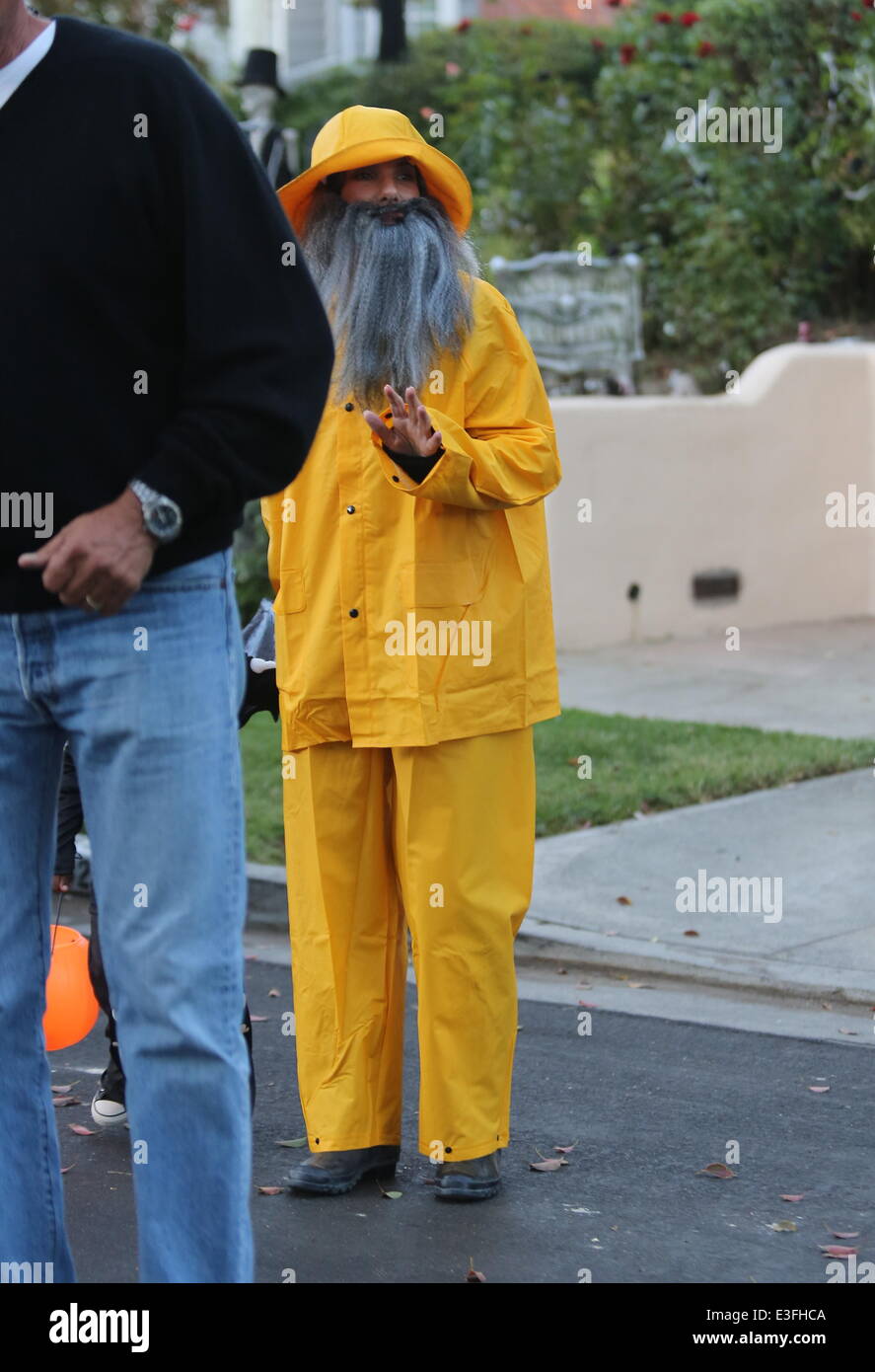 Sandra Bullock dressed as a fisherman, complete with grey beard and ...