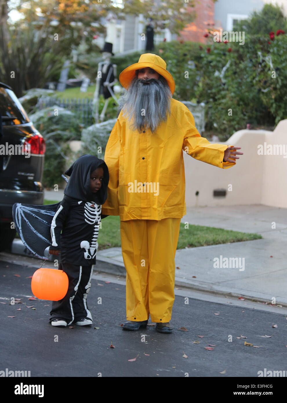 Sandra Bullock dressed as a fisherman, complete with grey beard and ...