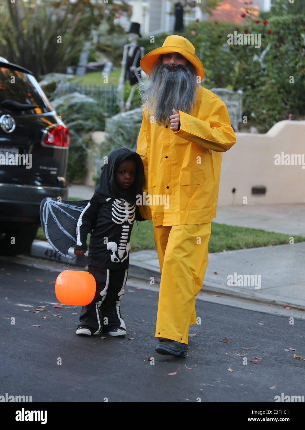 Sandra Bullock dressed as a fisherman, complete with grey beard and ...