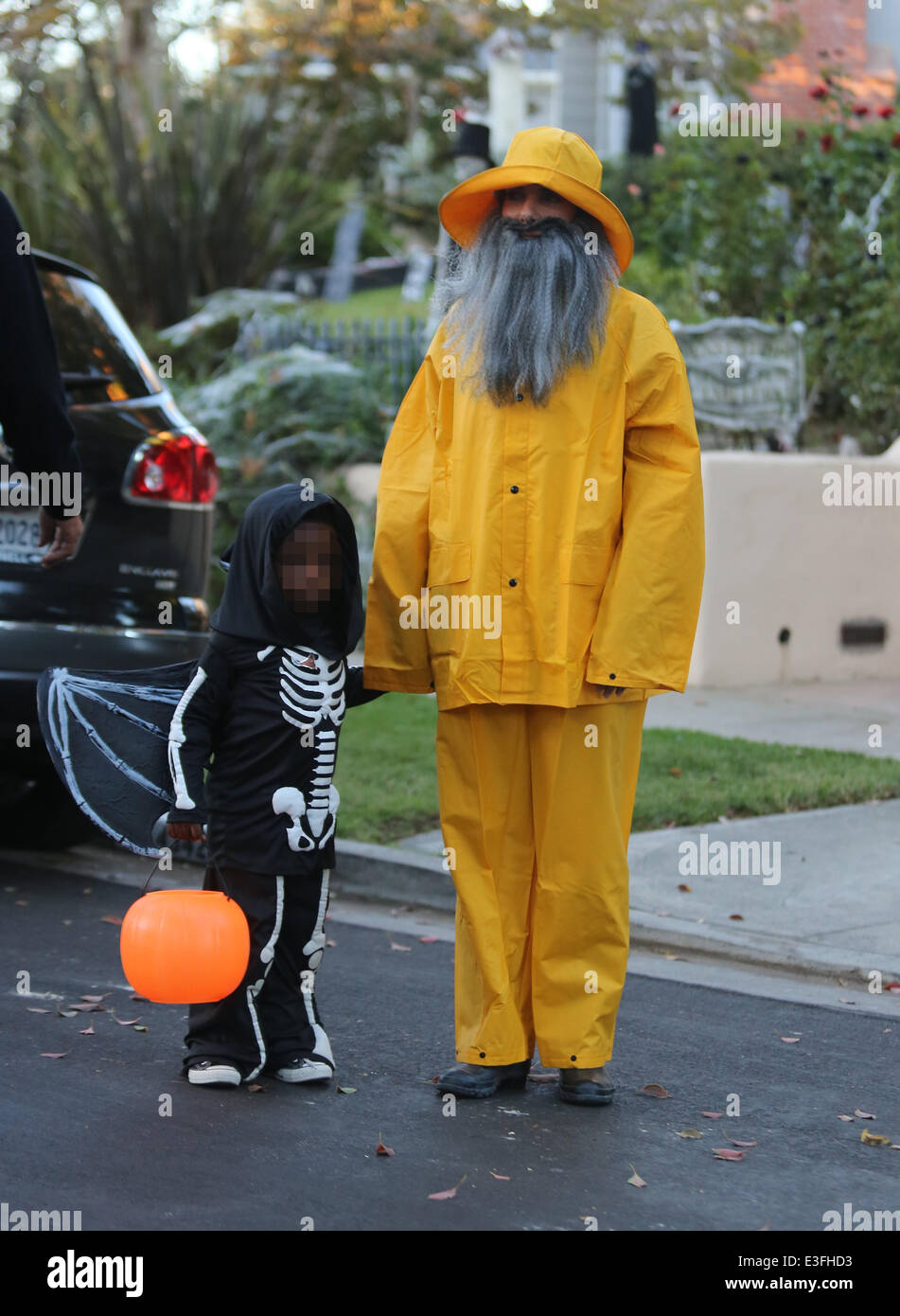 Sandra Bullock dressed as a fisherman, complete with grey beard and ...