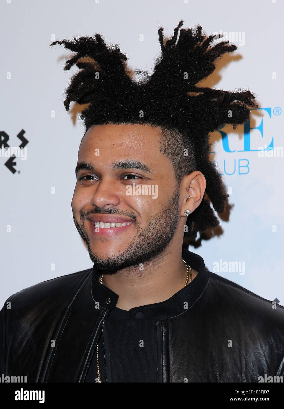 R& B Phenomenon The WeekNd Takes Over Pure Nightclub for Special Live ...