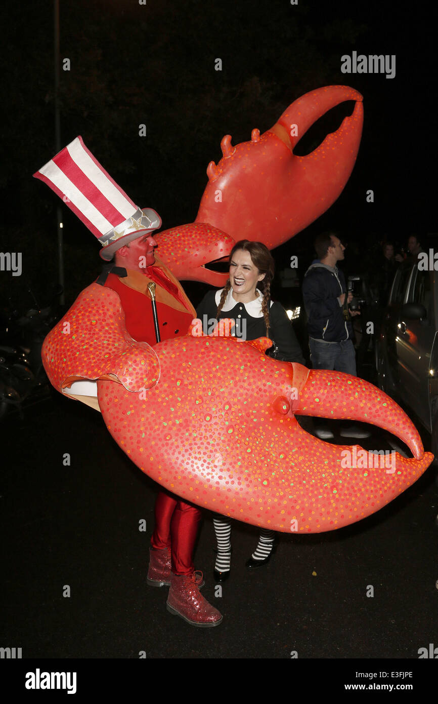 A plethora of guests attend Jonathan Ross Halloween Party in many ...