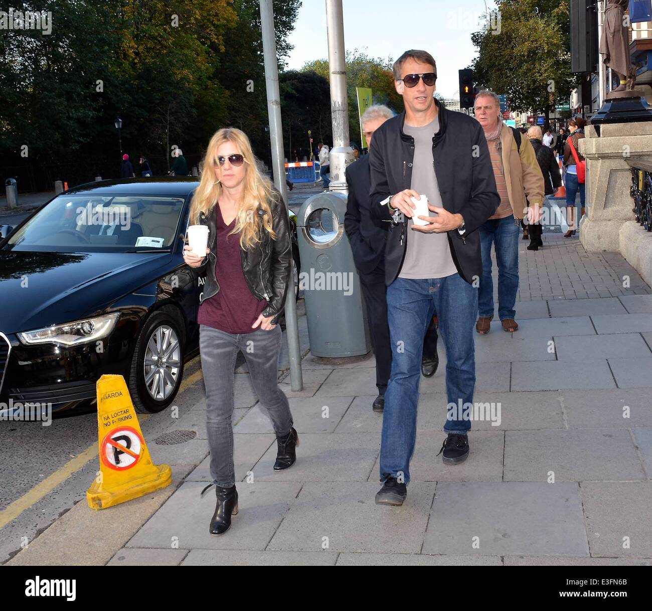 Pro Skateboarder Tony Hawk & girlfriend Cathy Goodman spotted walking ...