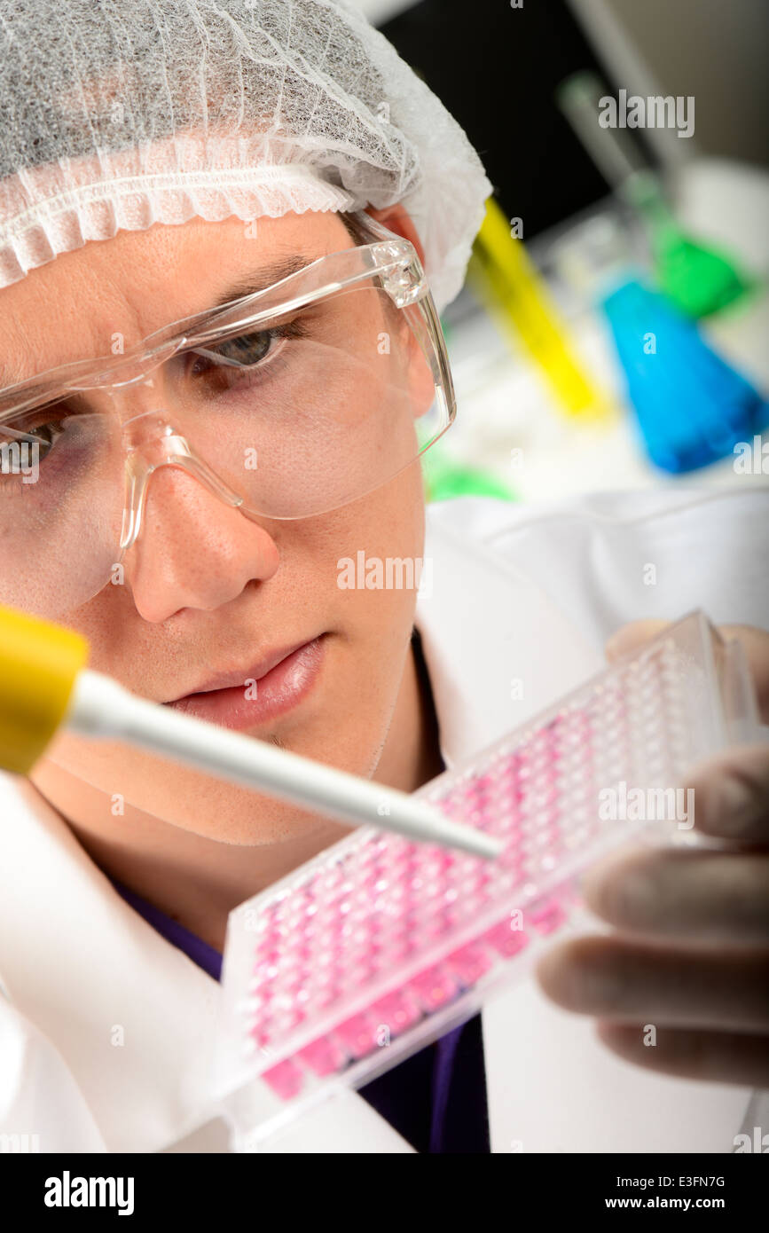 Scientific medical hi-res stock photography and images - Alamy