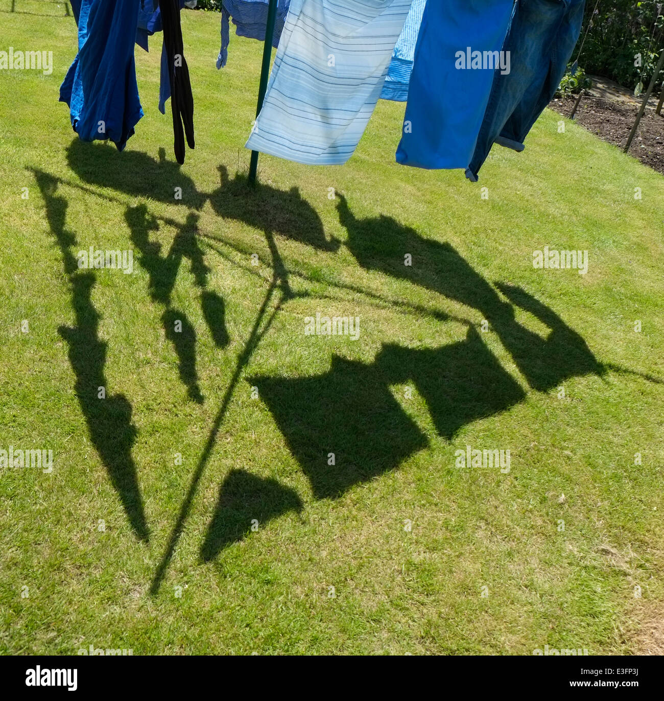 Wind washing hi-res stock photography and images - Alamy