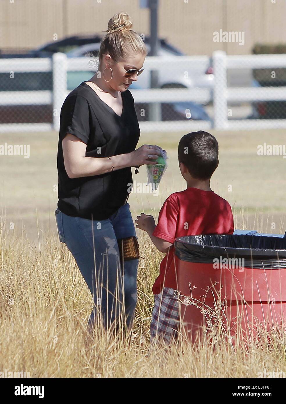 LeAnn Rimes takes step-sons Mason and Jake Cibrian to Mason's soccer ...