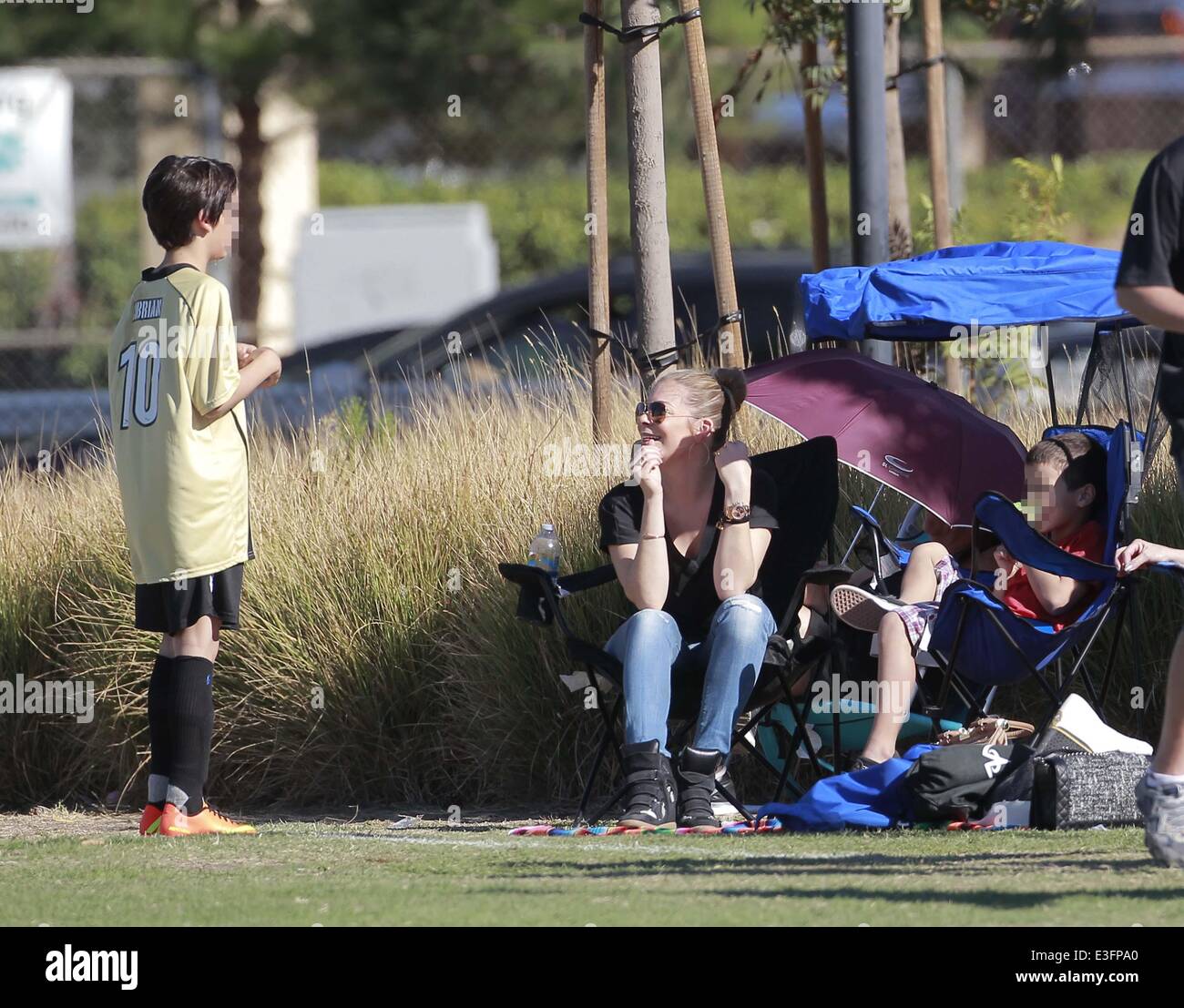 LeAnn Rimes takes step-sons Mason and Jake Cibrian to Mason's soccer ...