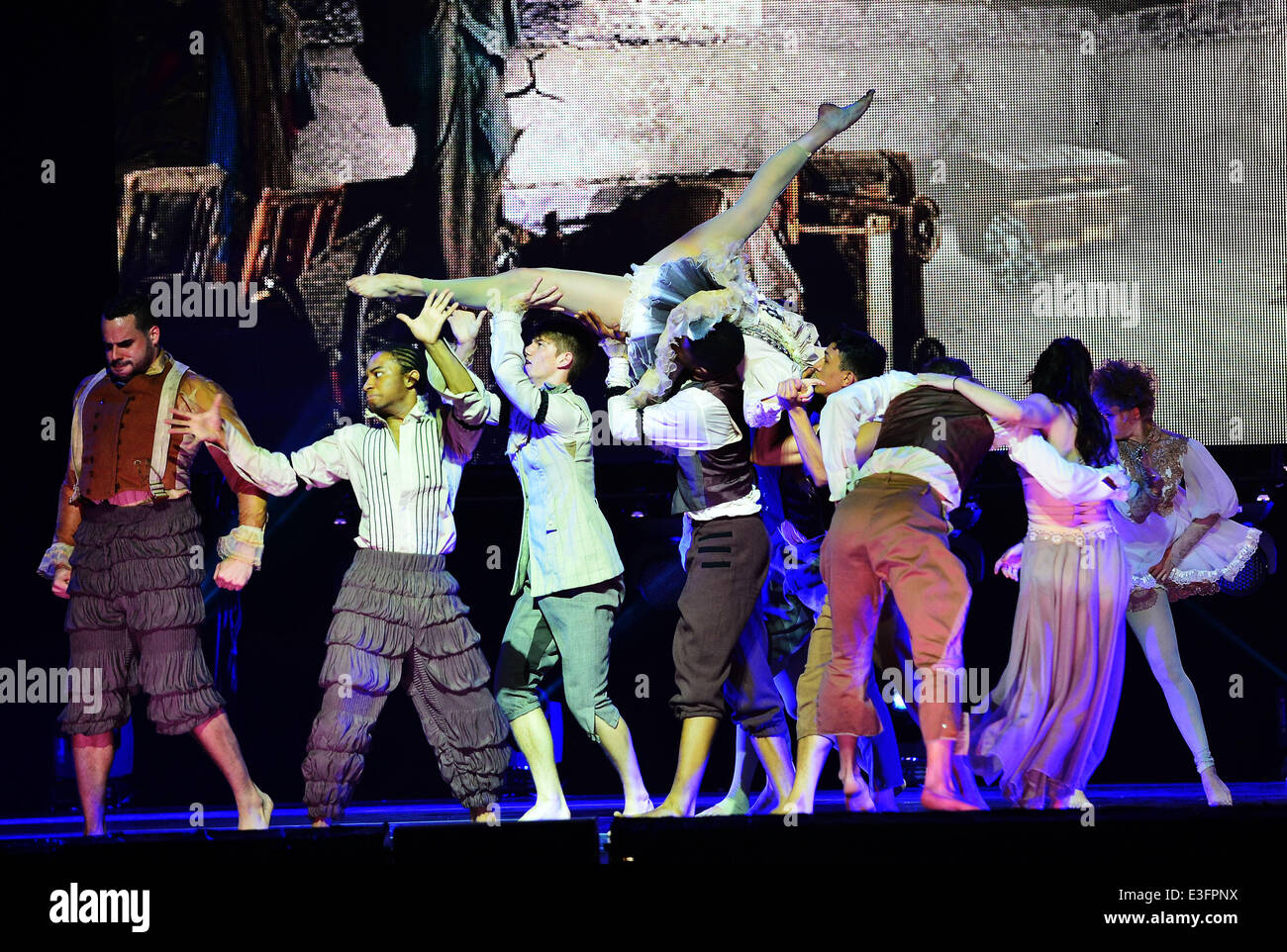 'So You Think You Can Dance' live tour starring season 10 finalists ...