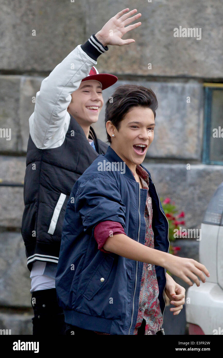 Swedish boyband The Fooo perform a surprise gig in front of fans in ...