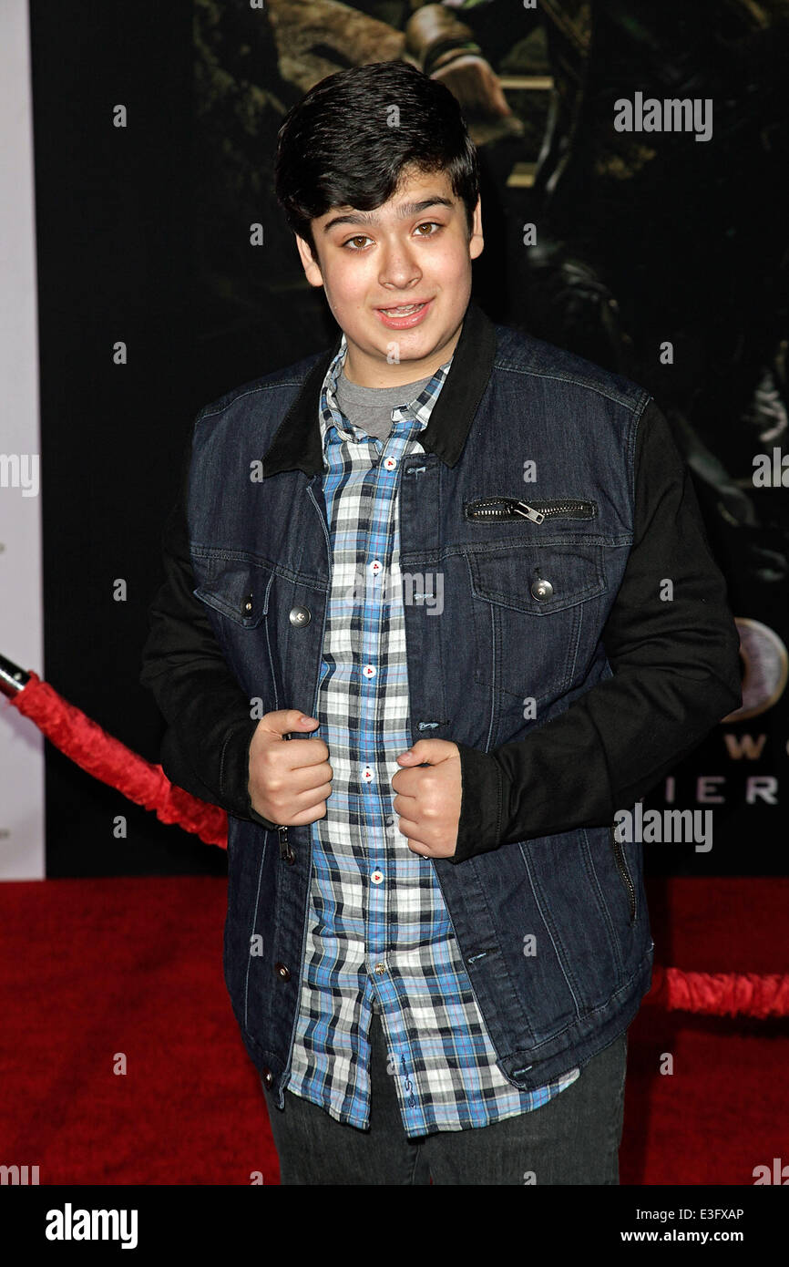 Celebrities attend THOR: THE DARK WORLD Premiere at El Capitan Theatre ...