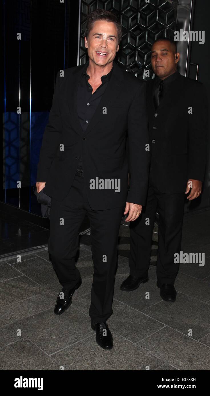 Rob Lowe dines at Hakkasan restaurant in Beverly Hills with wife Sheryl ...
