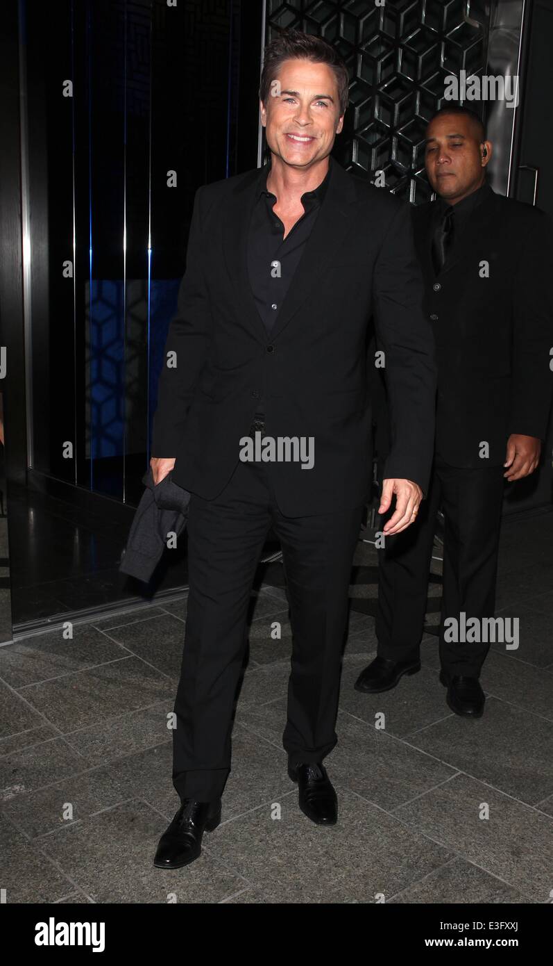 Rob Lowe dines at Hakkasan restaurant in Beverly Hills with wife Sheryl ...