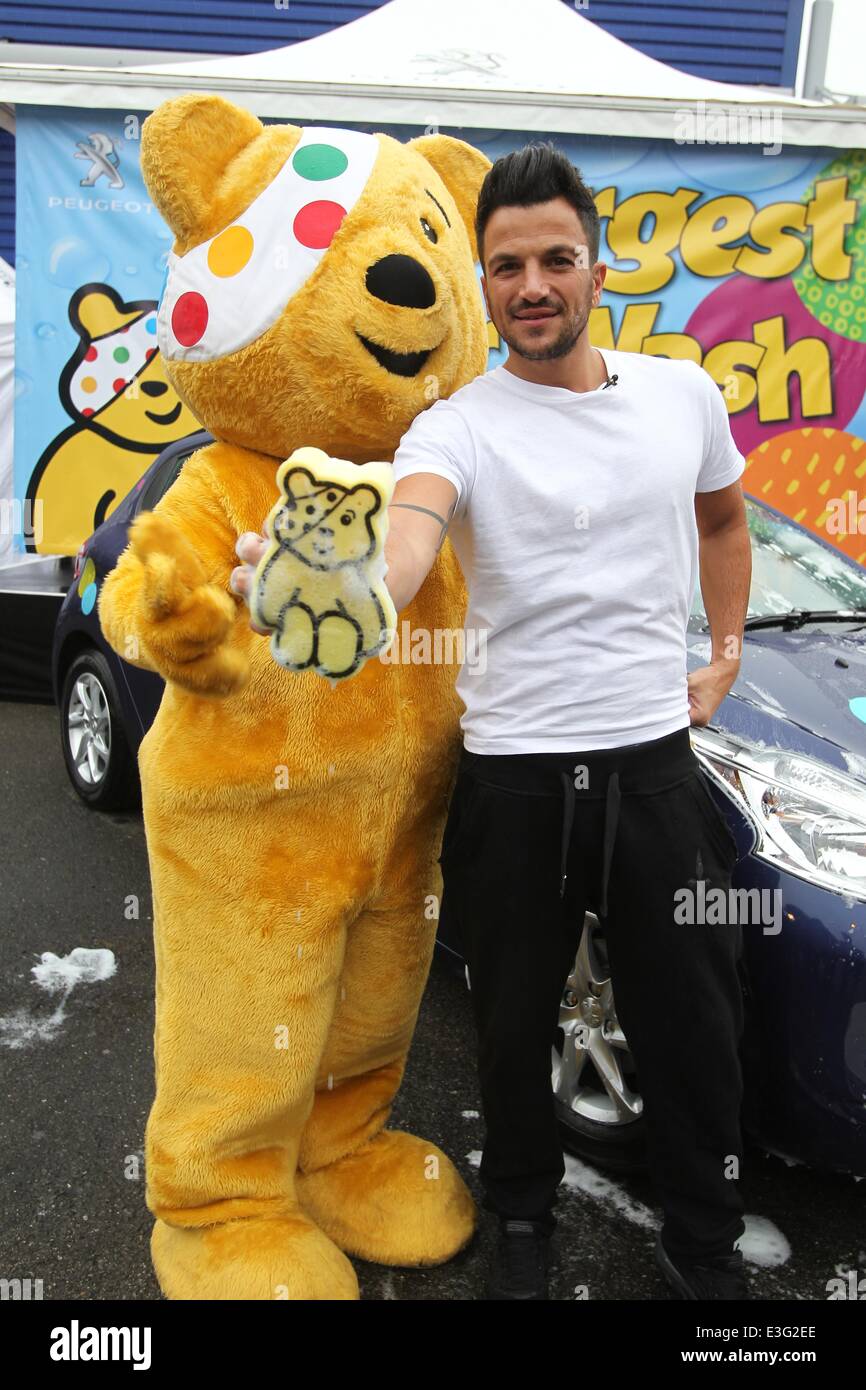 Peter Andre launches the UK's largest Car Wash Featuring: Peter Andre ...