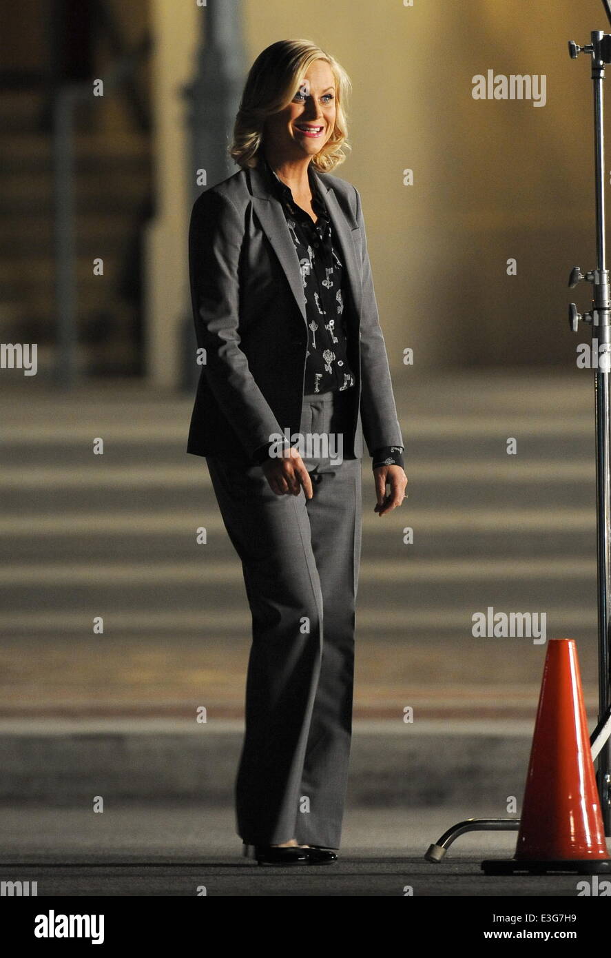 Actress Amy Poehler filming late scenes for the hit tv show "Parks and ...