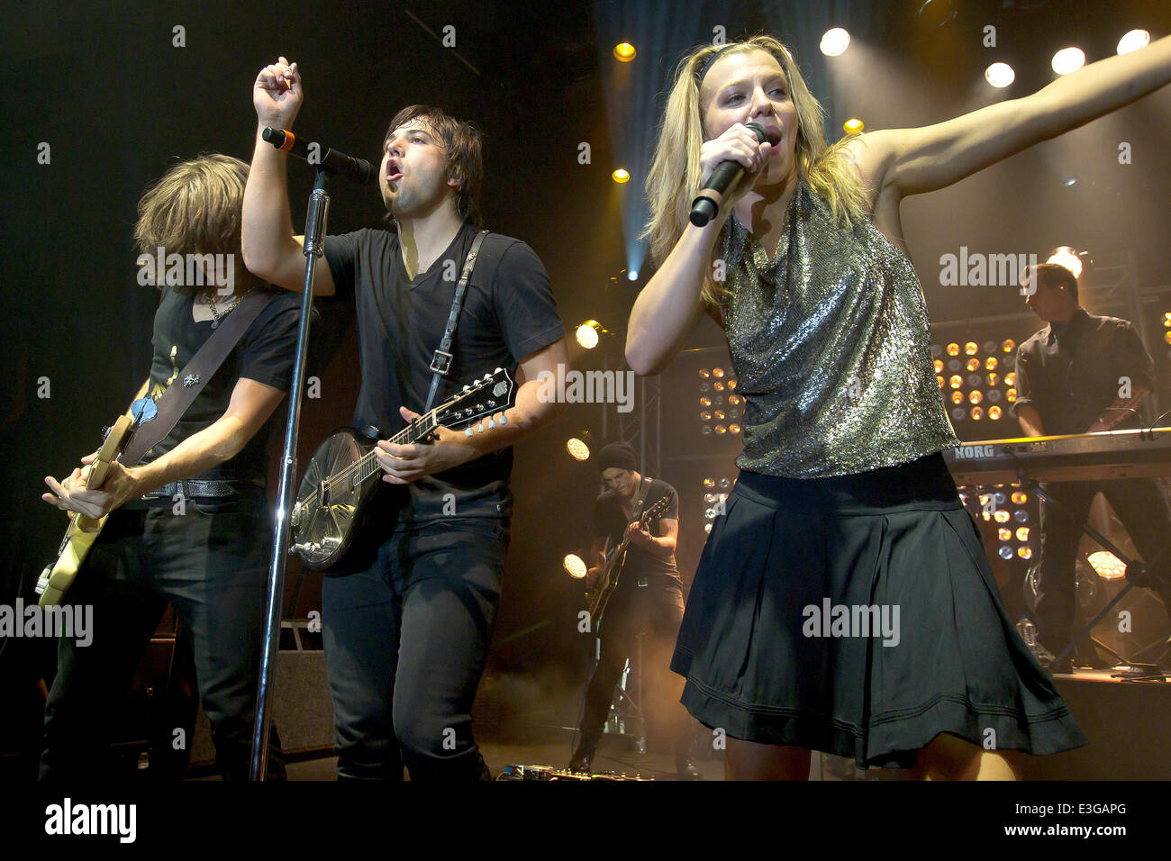 The Band Perry kick off their 'We Are Pioneers' world tour in Sweden ...