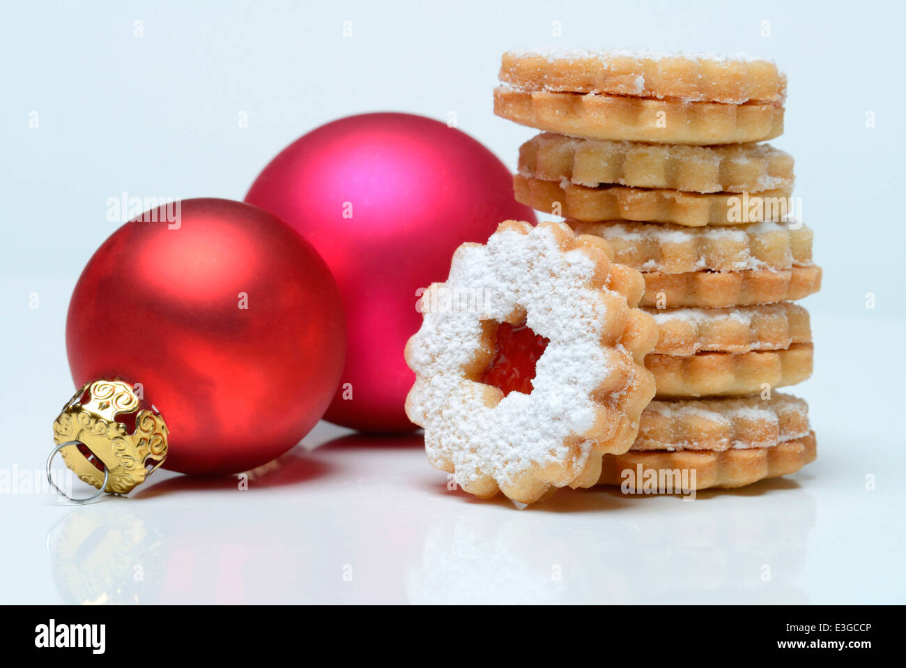 Biscuits biscuits biscuits hi-res stock photography and images - Alamy